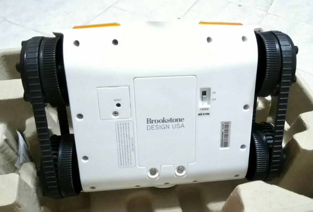 Brookstone Rover Spy Tank wireless app-controlled iPhone iPad 遙控坦克車 not ...