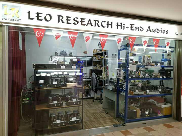LEO RESEARCH LR-200 Remote-controlled Hi-End Tube Pre-amplifier With ...