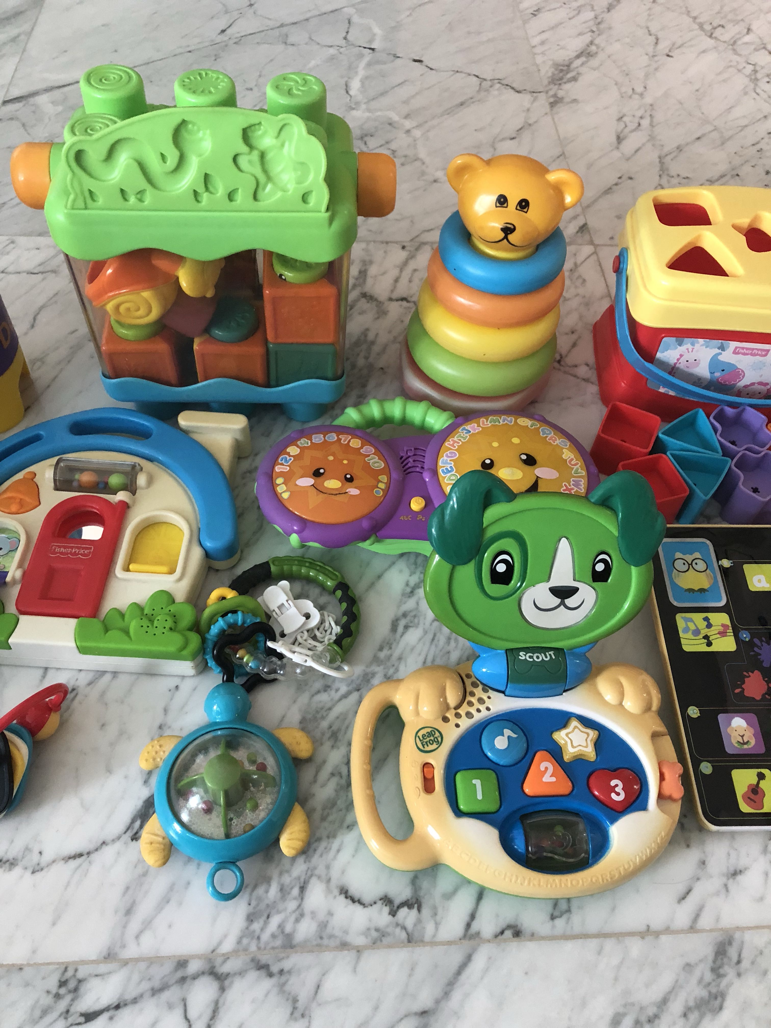 Fisher Price Leap Frog Toys for learning ABC and shapes, Hobbies & Toys ...