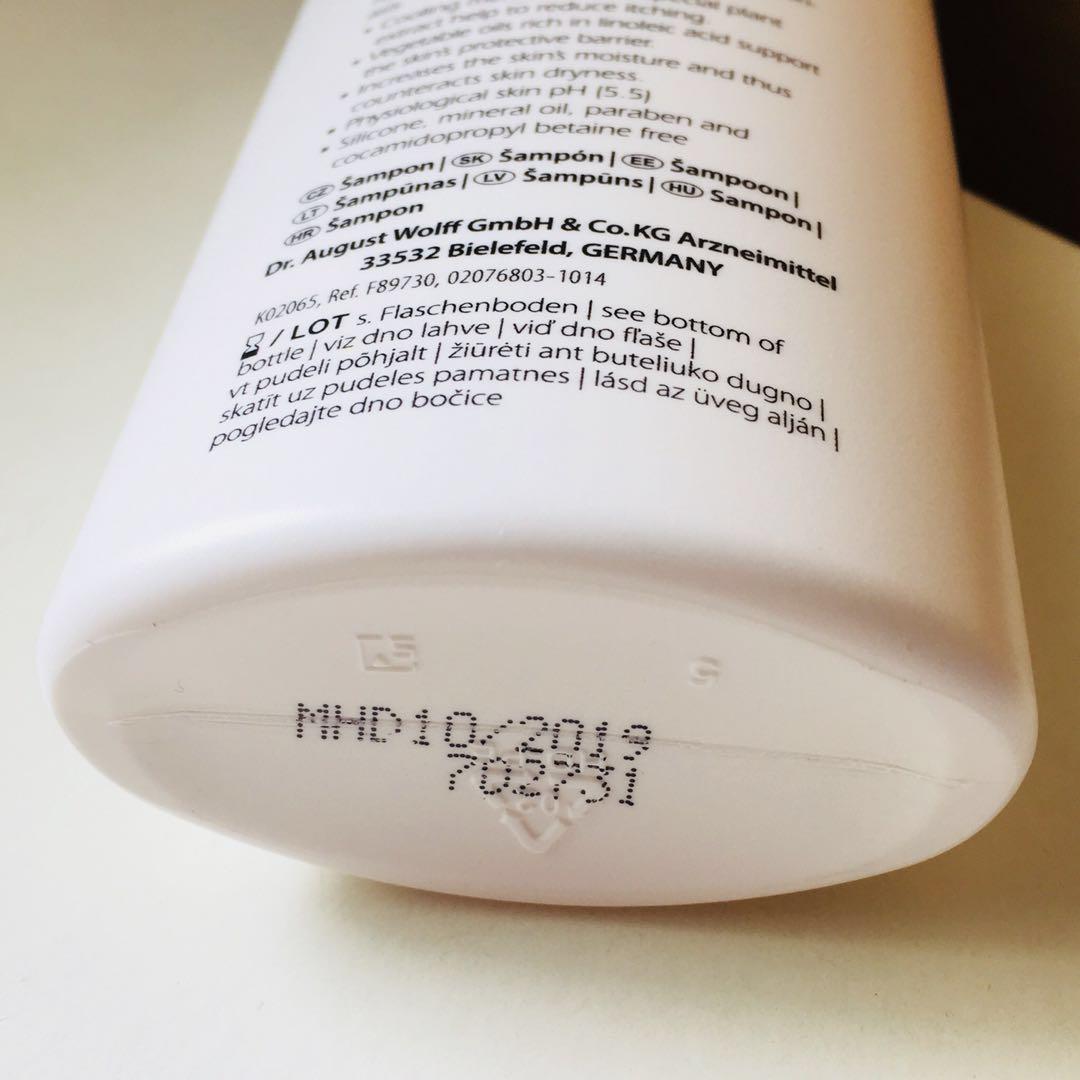 Linola Forte Shampoo, Beauty & Personal Care, Hair on Carousell