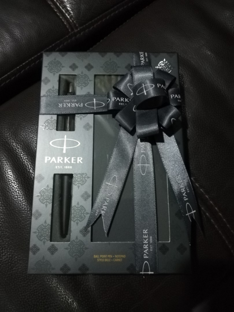 Parker Pen Gift Box Set, Hobbies & Toys, Stationery & Craft, Stationery ...