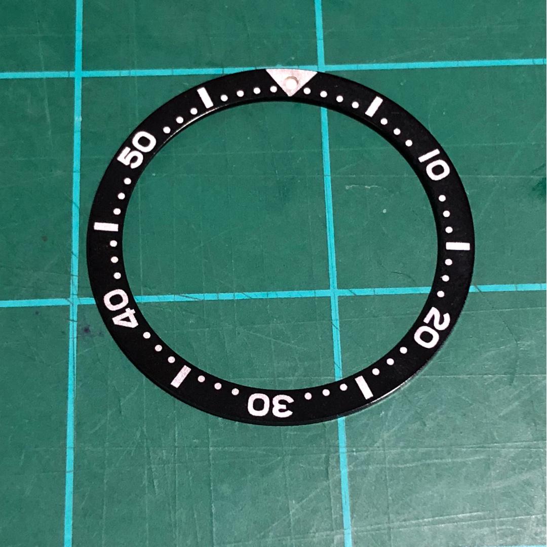 Seiko SKX 007 Aluminum Bezel Insert (Original), Men's Fashion, Watches ...