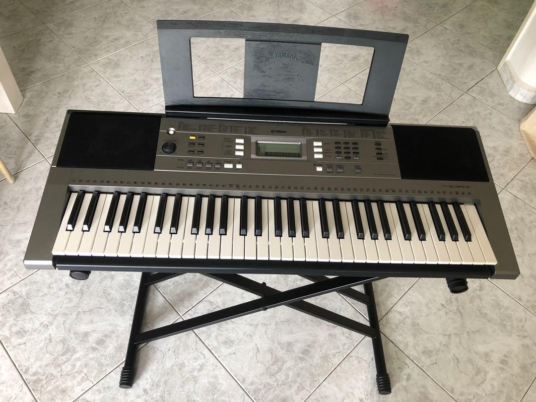 Yamaha Keyboard, Hobbies & Toys, Music & Media, Musical Instruments on ...
