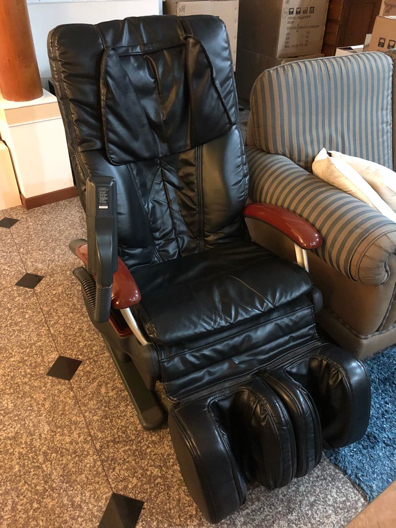 Osim Massage Chair iMedic, Furniture & Home Living, Furniture, Chairs ...