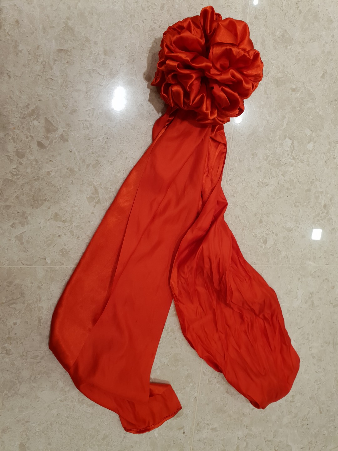 Red ball chinese wedding kua, Everything Else on Carousell