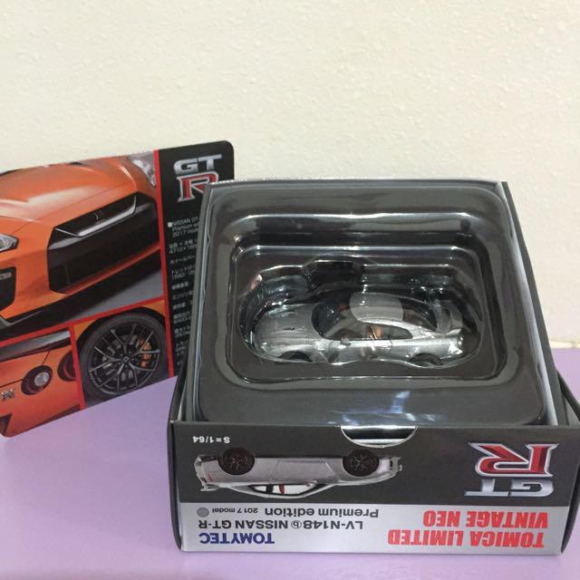 Tomica Limited Vintage Neo Nissan GT-R Premium Edition 2017 Model LV-N148a (Orange) LV-N148b ...