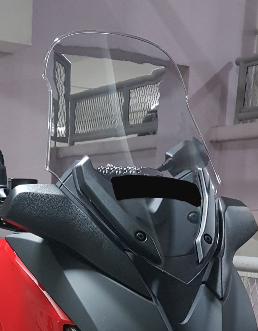 Yamaha Xmax 300 Stock Windshield, Motorcycles, Motorcycle Accessories ...