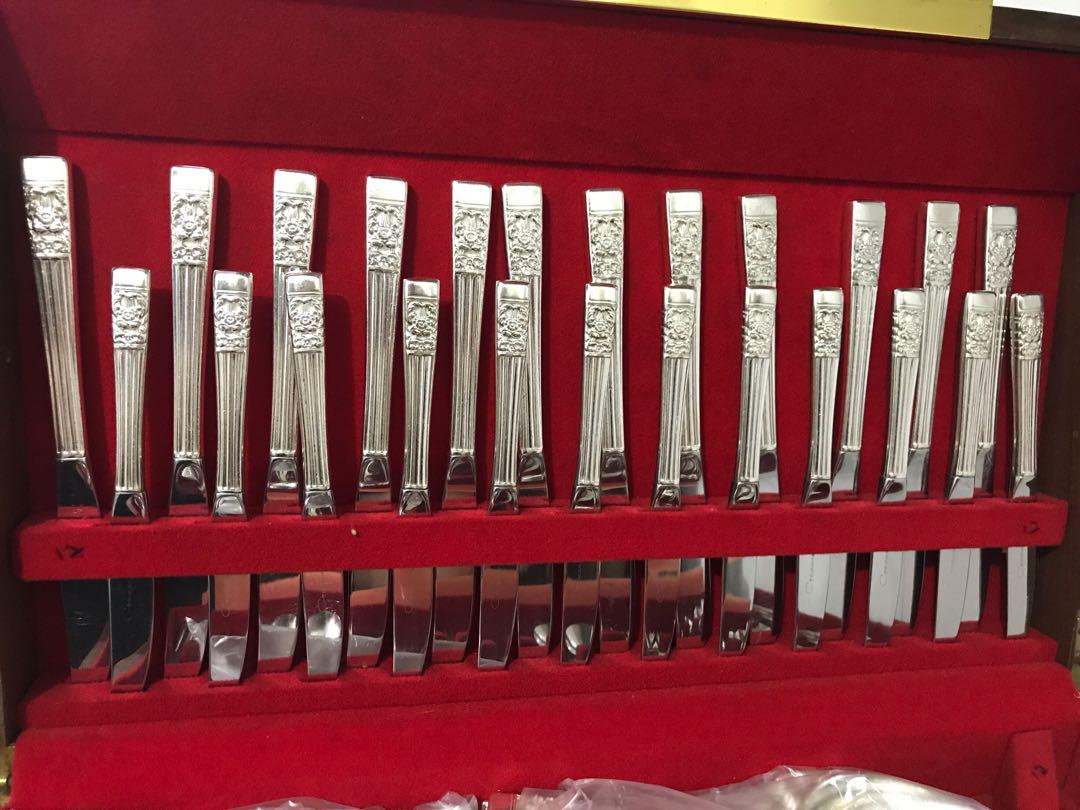 COMMUNITY CUTLERY SET OF 12, Furniture & Home Living, Kitchenware ...