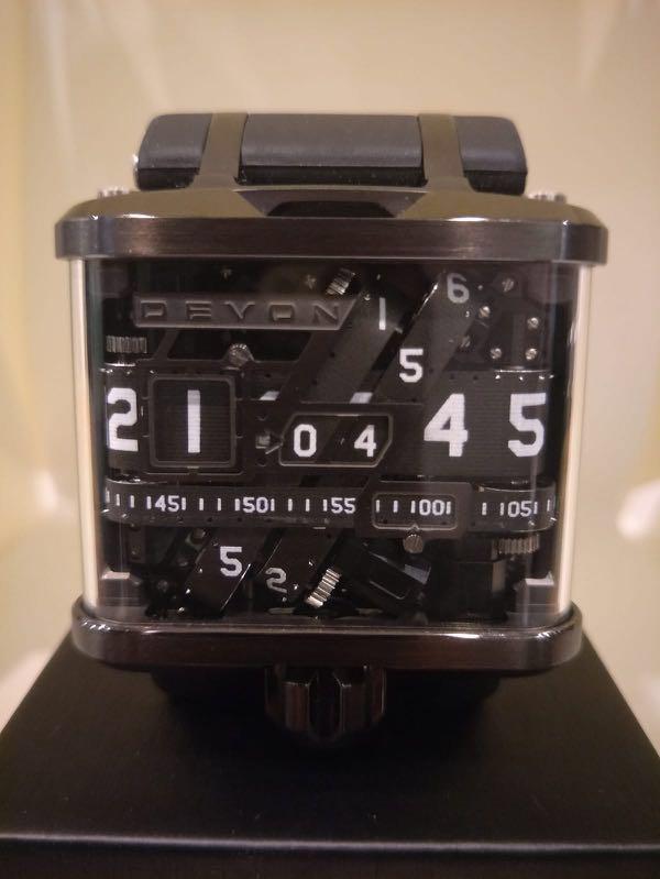 Devon watch Tread 1 on Black DLC nightmare, Luxury, Watches on Carousell