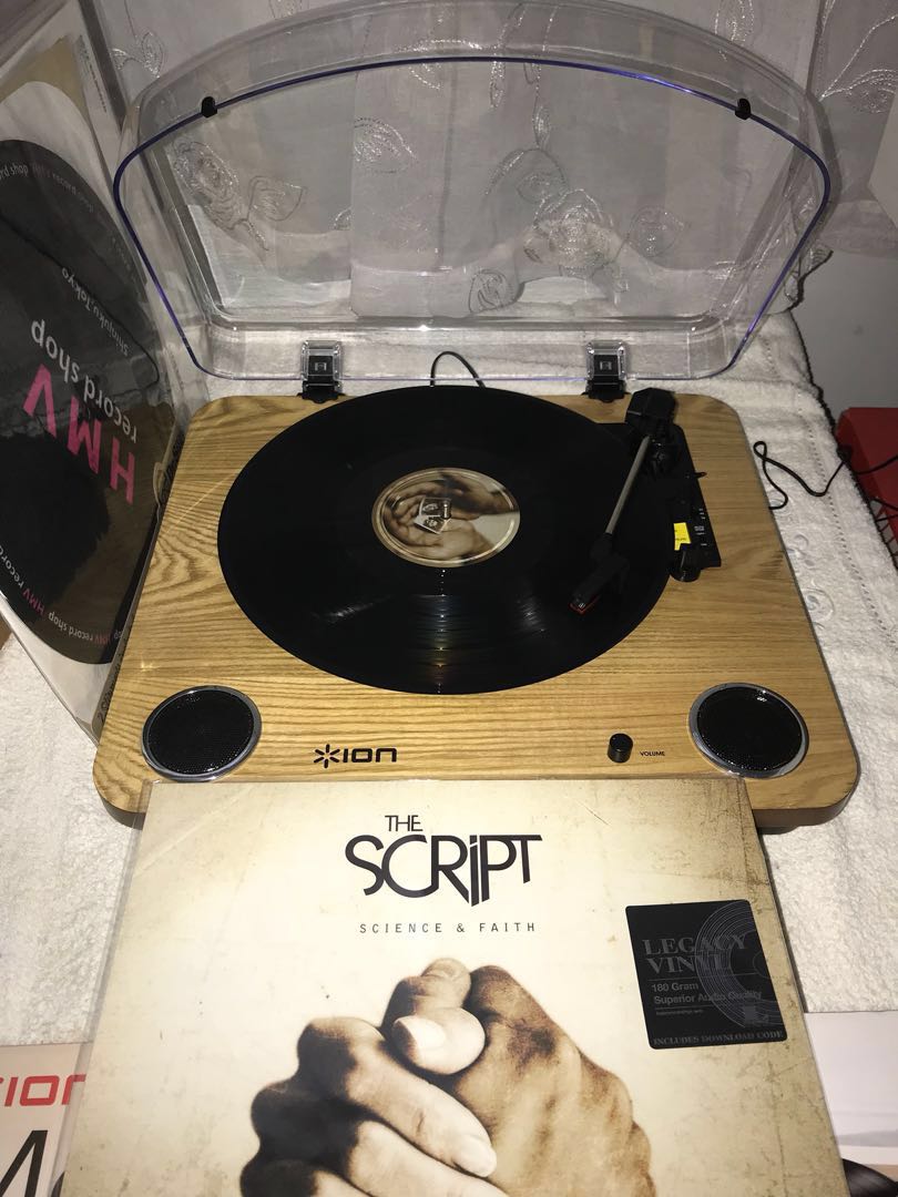 Ion Max LP turntable, Audio, Other Audio Equipment on Carousell