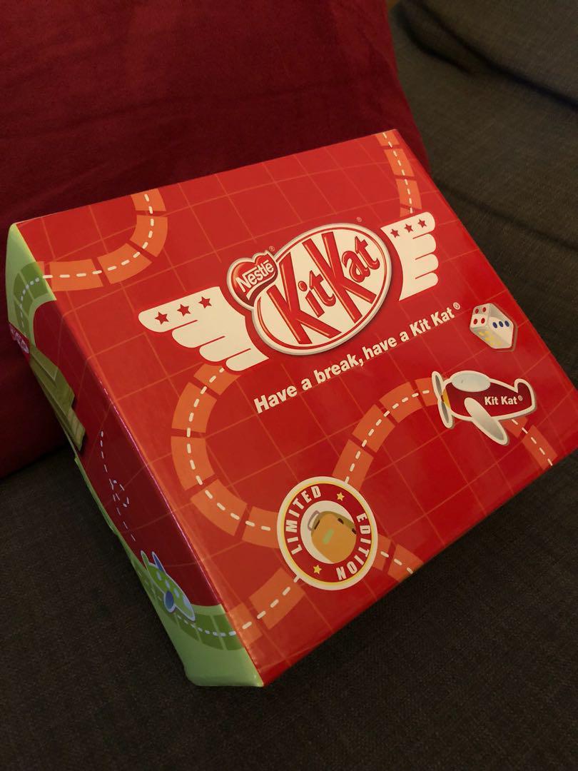 Kit Kat Aeroplane Chess (limited edition) 飛行棋, 興趣及遊戲, 收藏品及紀念品, 明星周邊 ...