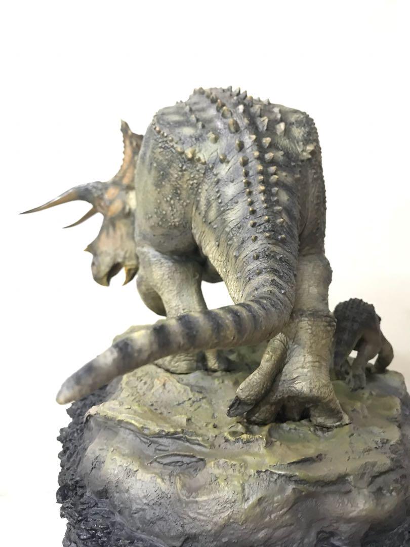 Sideshow Triceratops Dinosauria Statue exclusive, Hobbies & Toys, Toys ...