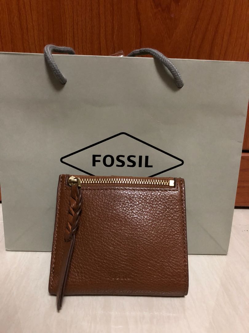 Fossil wallet, Women's Fashion, Bags & Wallets, Purses & Pouches on ...