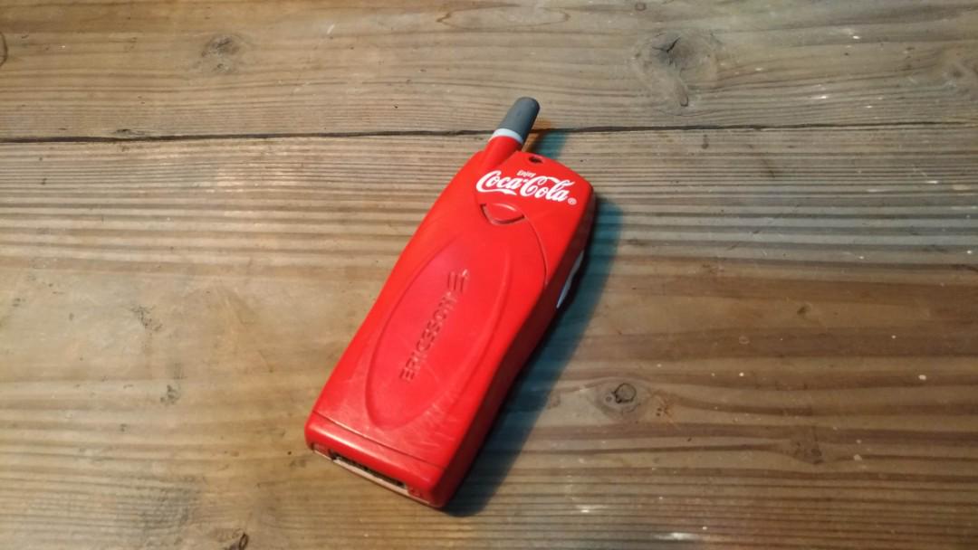 易利信 Ericsson × 可口可樂聯名手機（Coca-cola）—古物舊貨、懷舊古道具、復古擺飾、早期民藝、古董科技、企業品牌收藏, 手機 ...