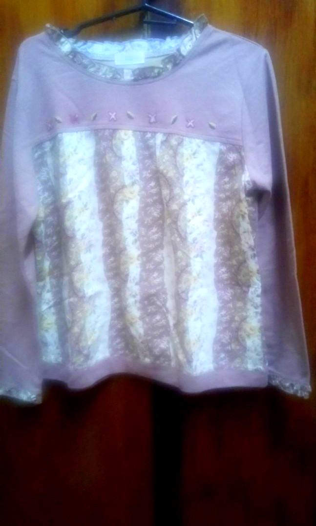 Closed Neck Long Sleeves, Women's Fashion, Tops, Longsleeves on Carousell