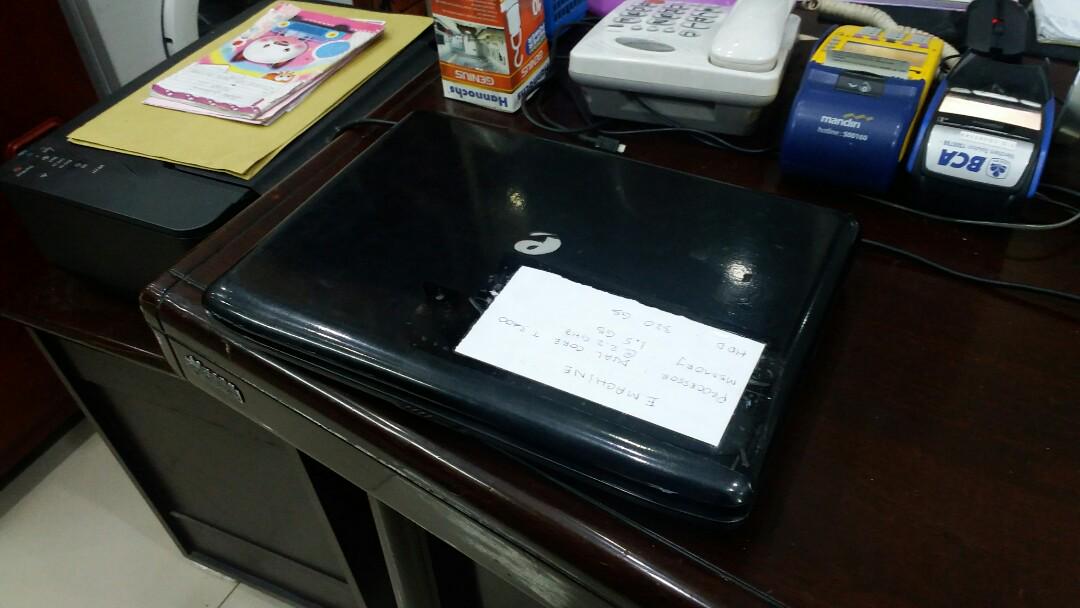 Laptop Emachines D720, intel pentium, Ram 1.5GB, hdd 320GB, Serba Serbi ...