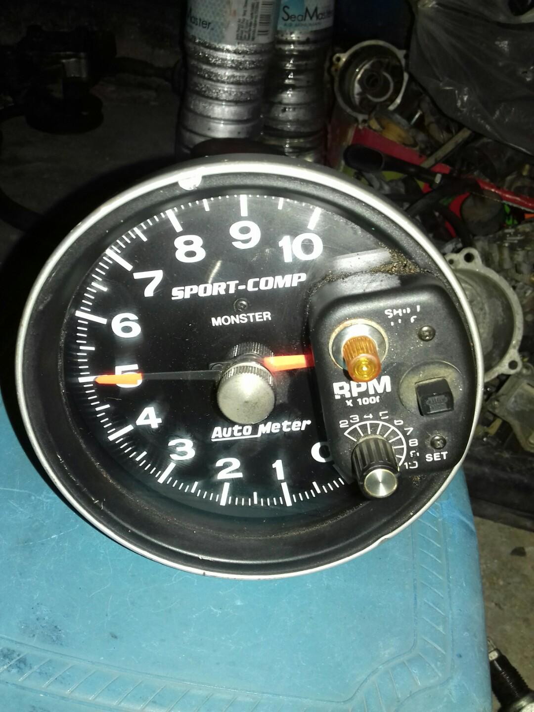 Auto Meter (USA) ori monster 5' rpm meter, Auto Accessories on Carousell