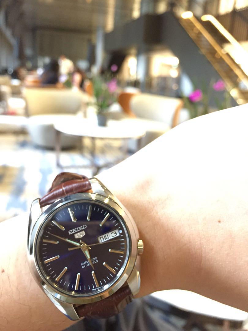 BNIB Seiko SNKL43 the SNKL23 with as sunburst blue dial, Men's Fashion ...