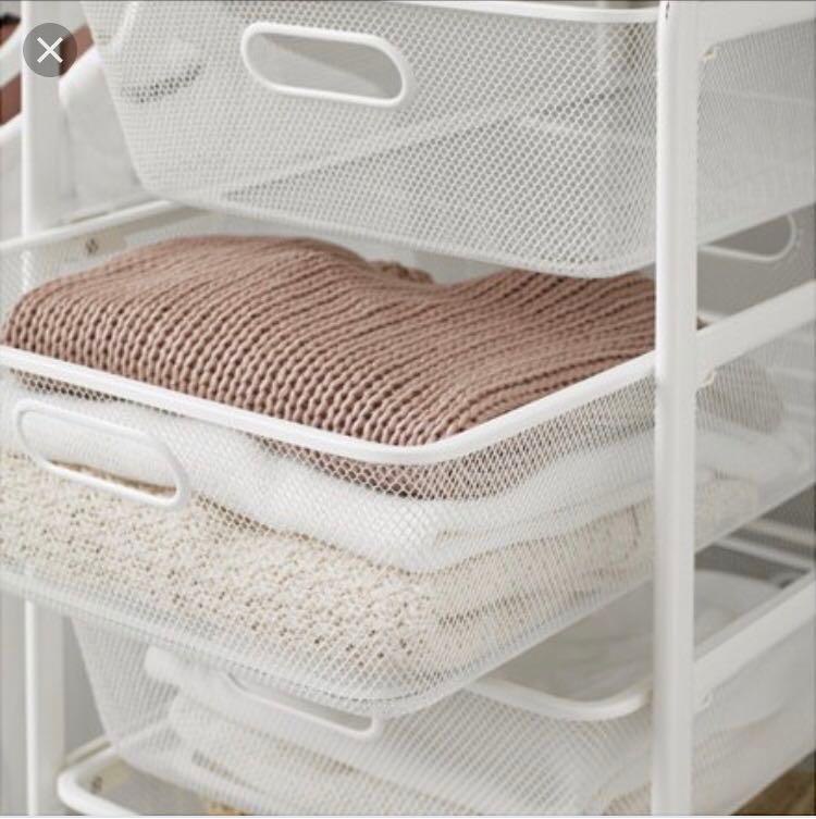 IKEA - ALGOT Frame-4 Small 2 Large mesh Baskets/Top shelf, Furniture ...