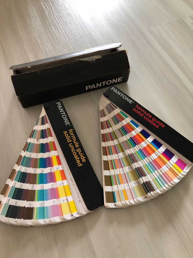 Pantone - formula guide solid coated / uncoated, Furniture & Home ...