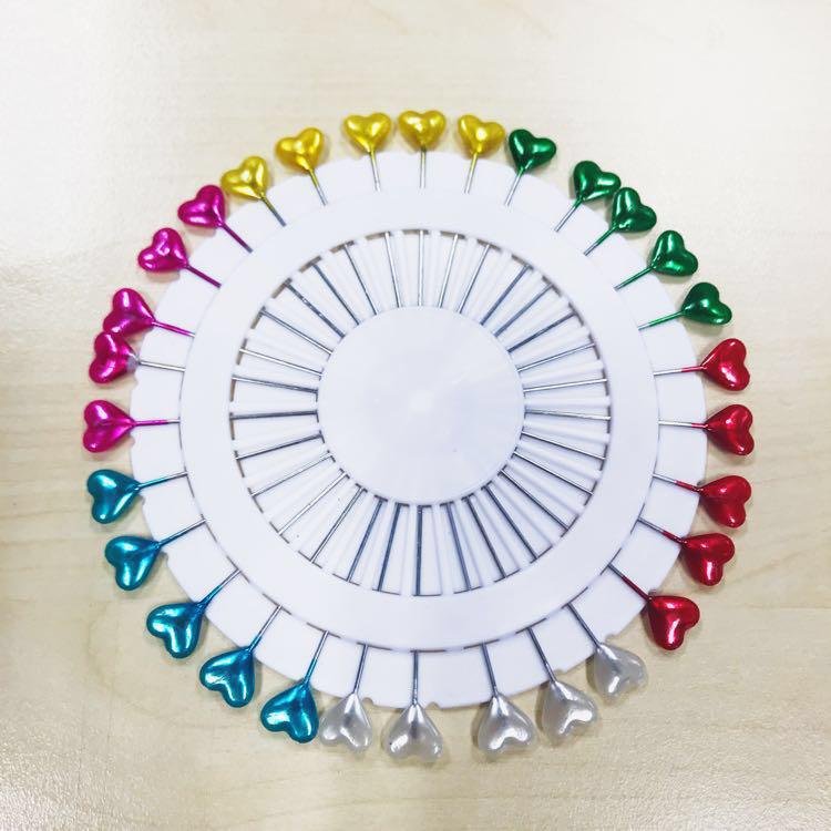 Pin Tudung Jarum Peniti Hijab Pin Womens Fashion Muslimah Fashion Hijabs On Carousell