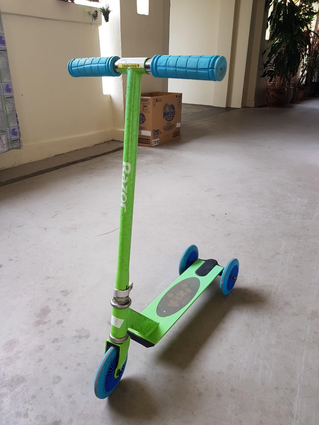 Razor Kids Kick Scooter (3-wheel Convertible), Sports Equipment ...