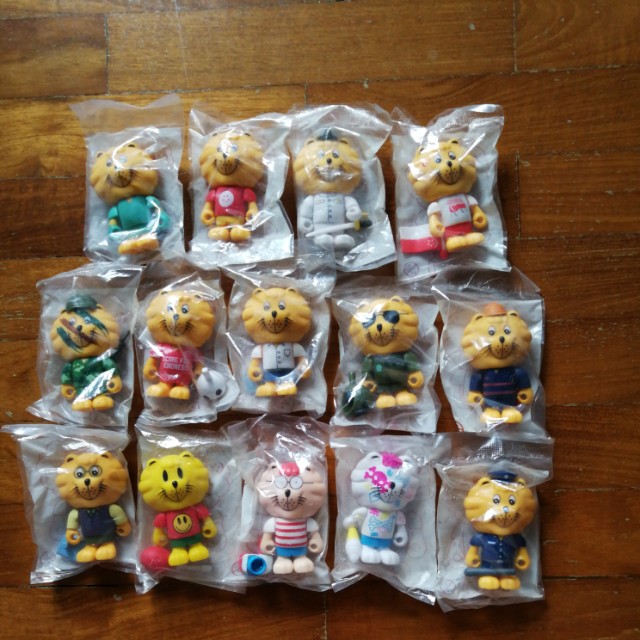 Singa Lion Figurine SG50 (FULL SET), Hobbies & Toys, Toys & Games on ...