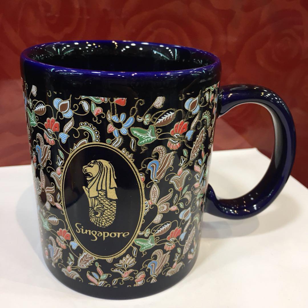 Singapore Merlion Batik Mug, Everything Else on Carousell