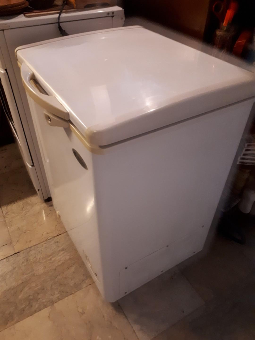 Union chest freezer 4 cu.ft., TV & Home Appliances, Kitchen Appliances ...