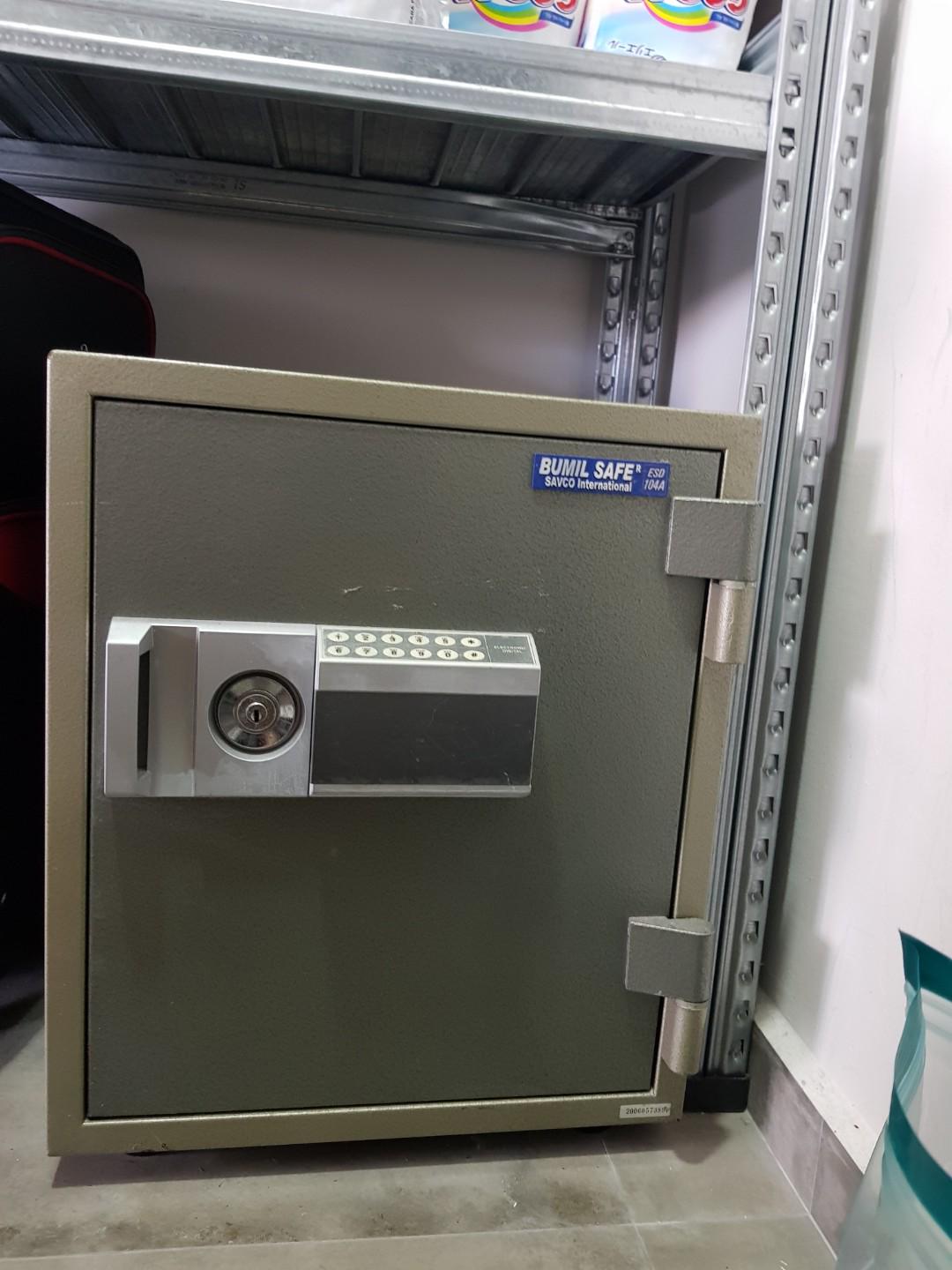 Bumil safe ESD-104A, Everything Else on Carousell