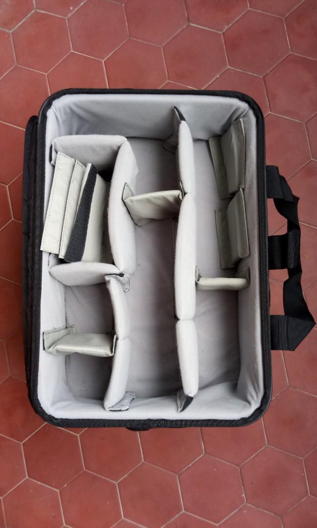 Calumet brand camera rolling bag, Photography, Photography Accessories ...