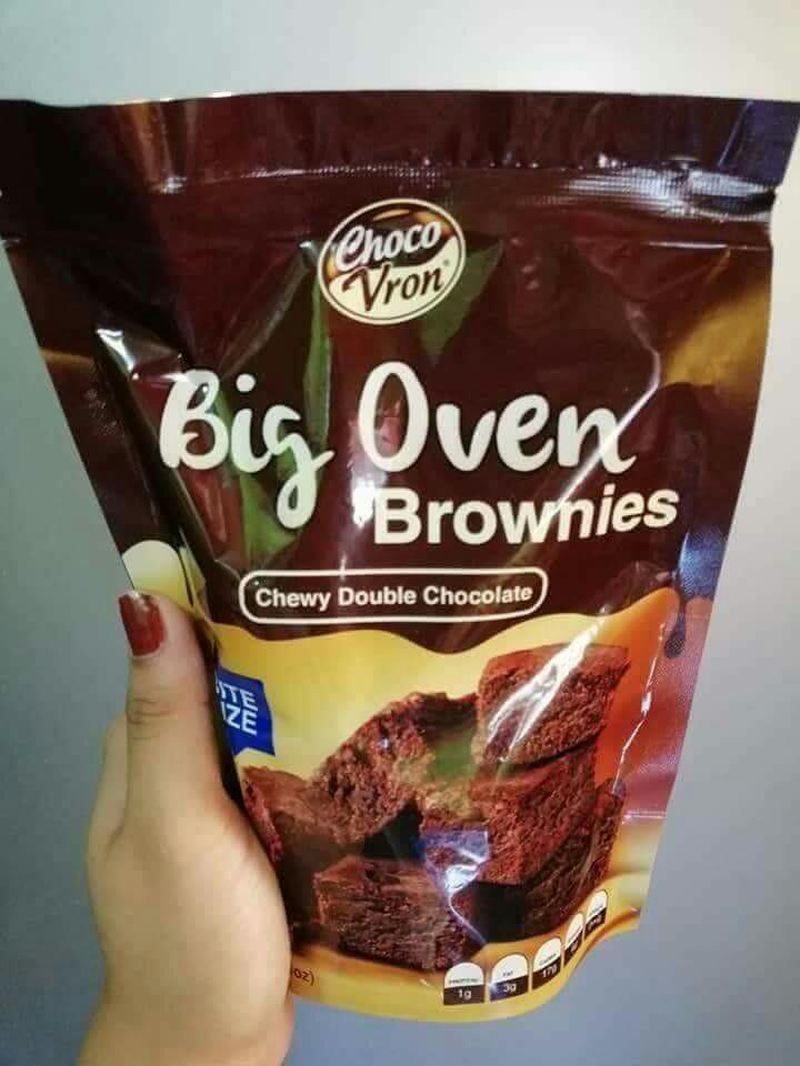 🍫CHOCO VRON BIG OVEN BROWNIES, Food & Drinks, Homemade Bakes on Carousell