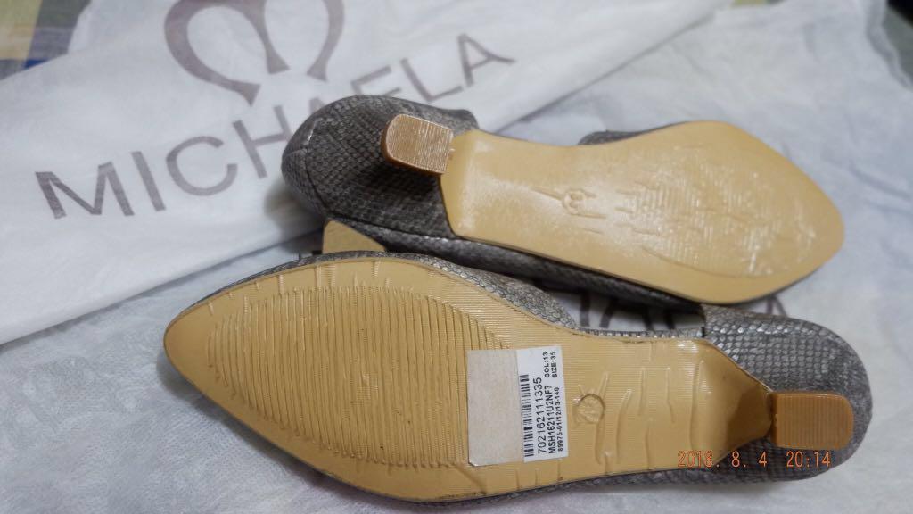 original michaela shoes, Women's Fashion, Footwear, Loafers on Carousell