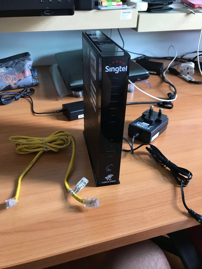 Singtel Aztech FG7003GRV(AC) Dual-Band Wireless Router, Computers ...