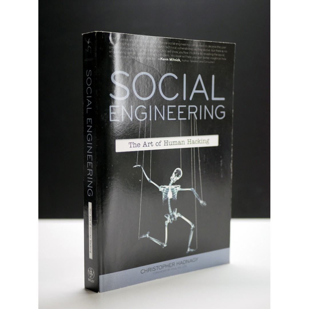 Social Engineering The Art of Human Hacking, Hobbies & Toys, Books ...