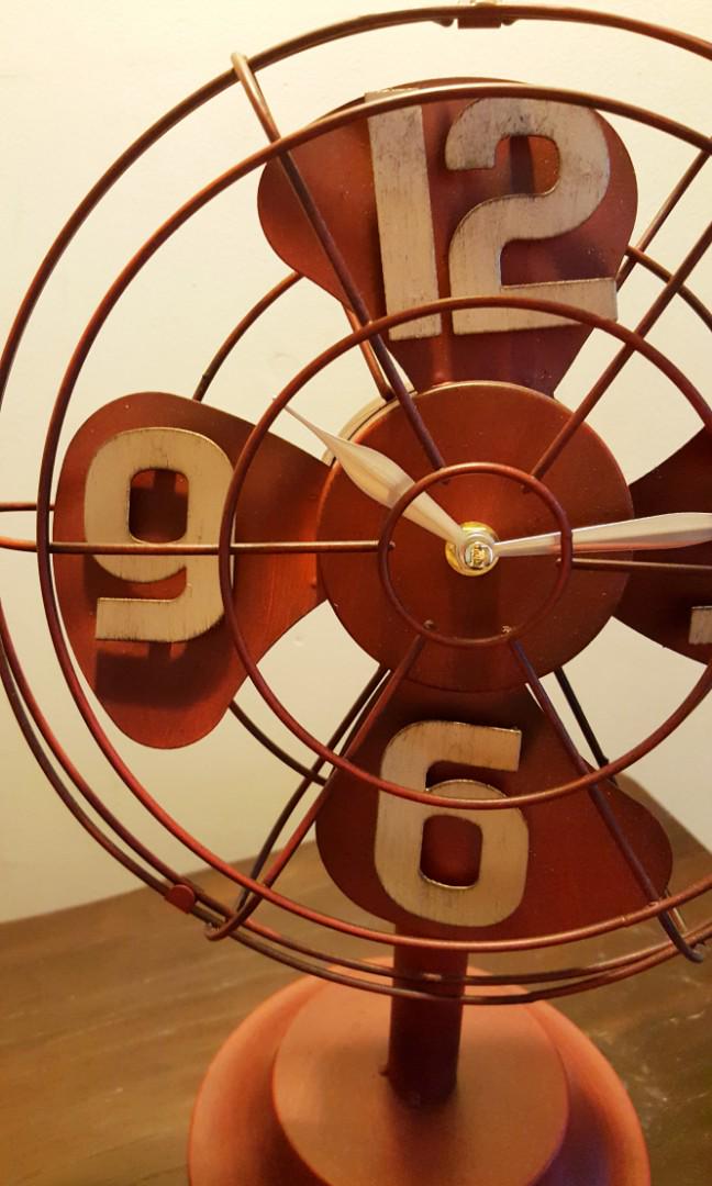 Vintage Fan Clock, Furniture & Home Living, Home Decor, Clocks on Carousell