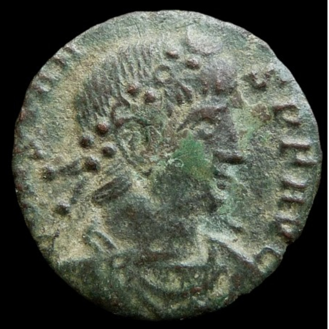 4th Century AD Roman Empire Coin - Constans (AD 337-350) - AE4 / Two ...