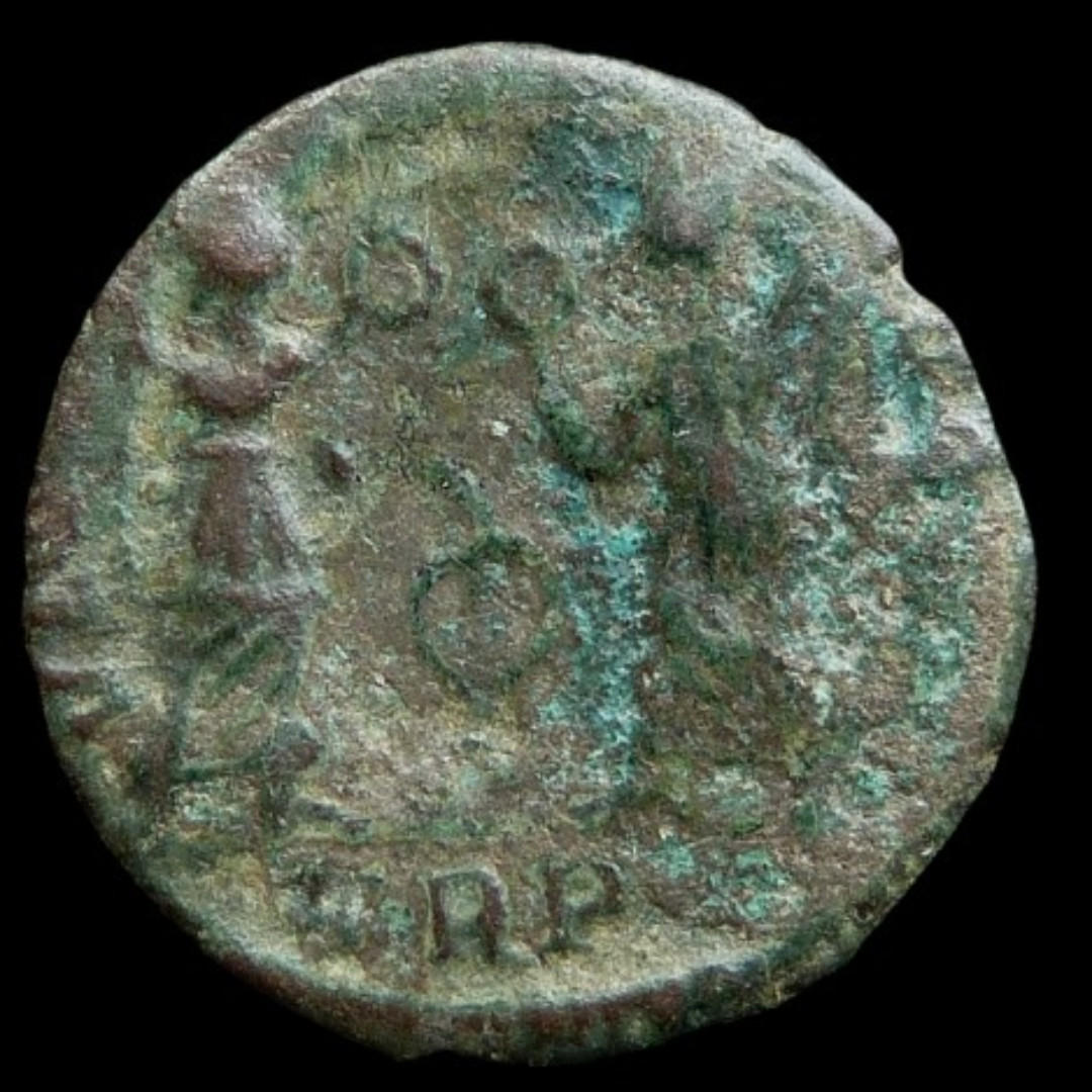 4th Century AD Roman Empire Coin - Constans (AD 337-350) - AE4 / Two ...