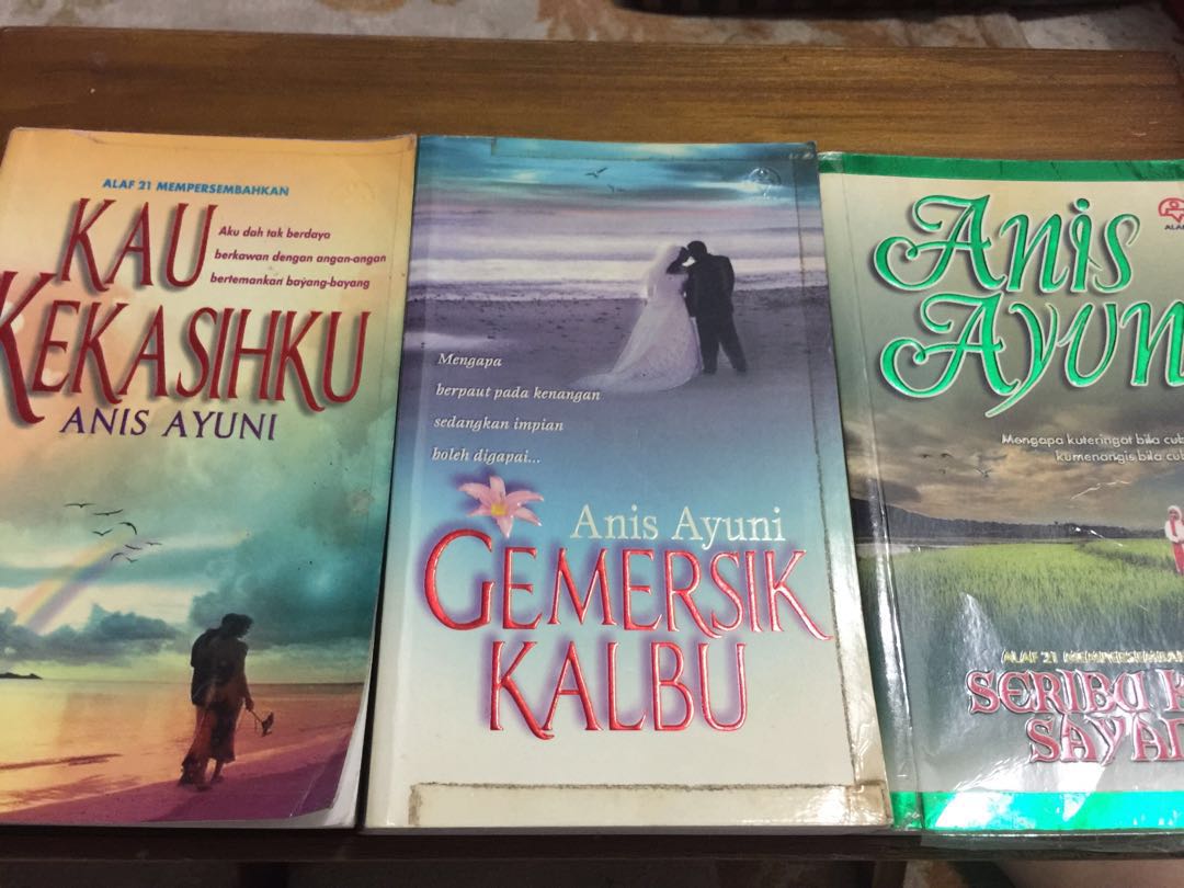 Novel Melayu Anis Ayuni, Hobbies & Toys, Books & Magazines, Comics ...