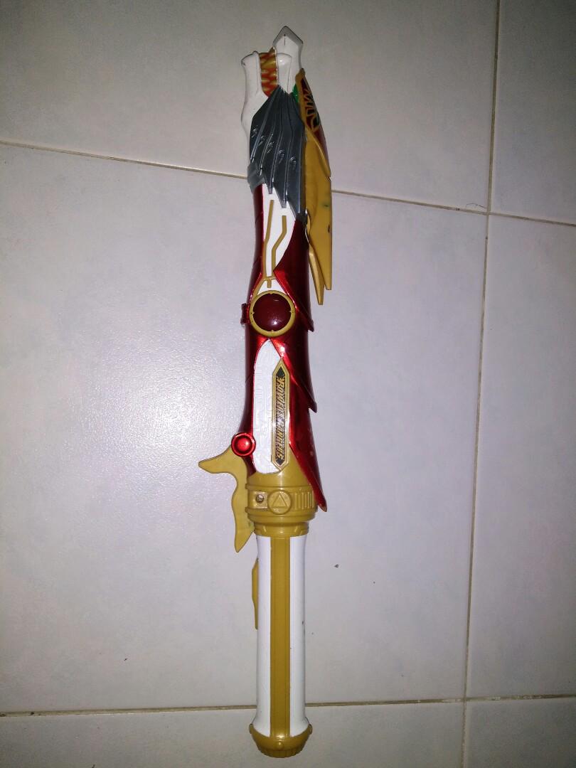 Power rangers mistiq...pedang merah function..yang naga da x function ...