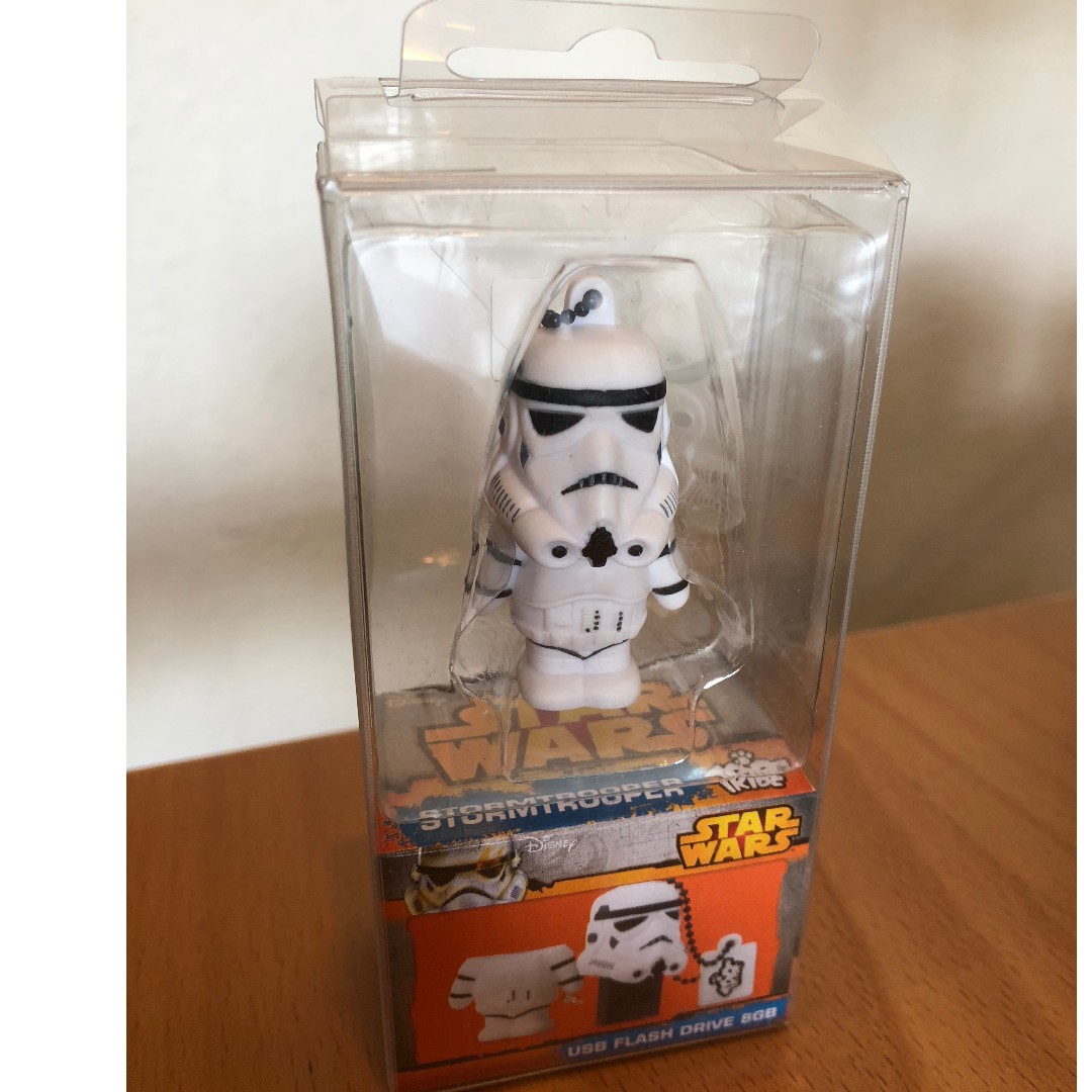 Storm Trooper USB Flash Drive 8GB (Officially Licensed Star Wars ...
