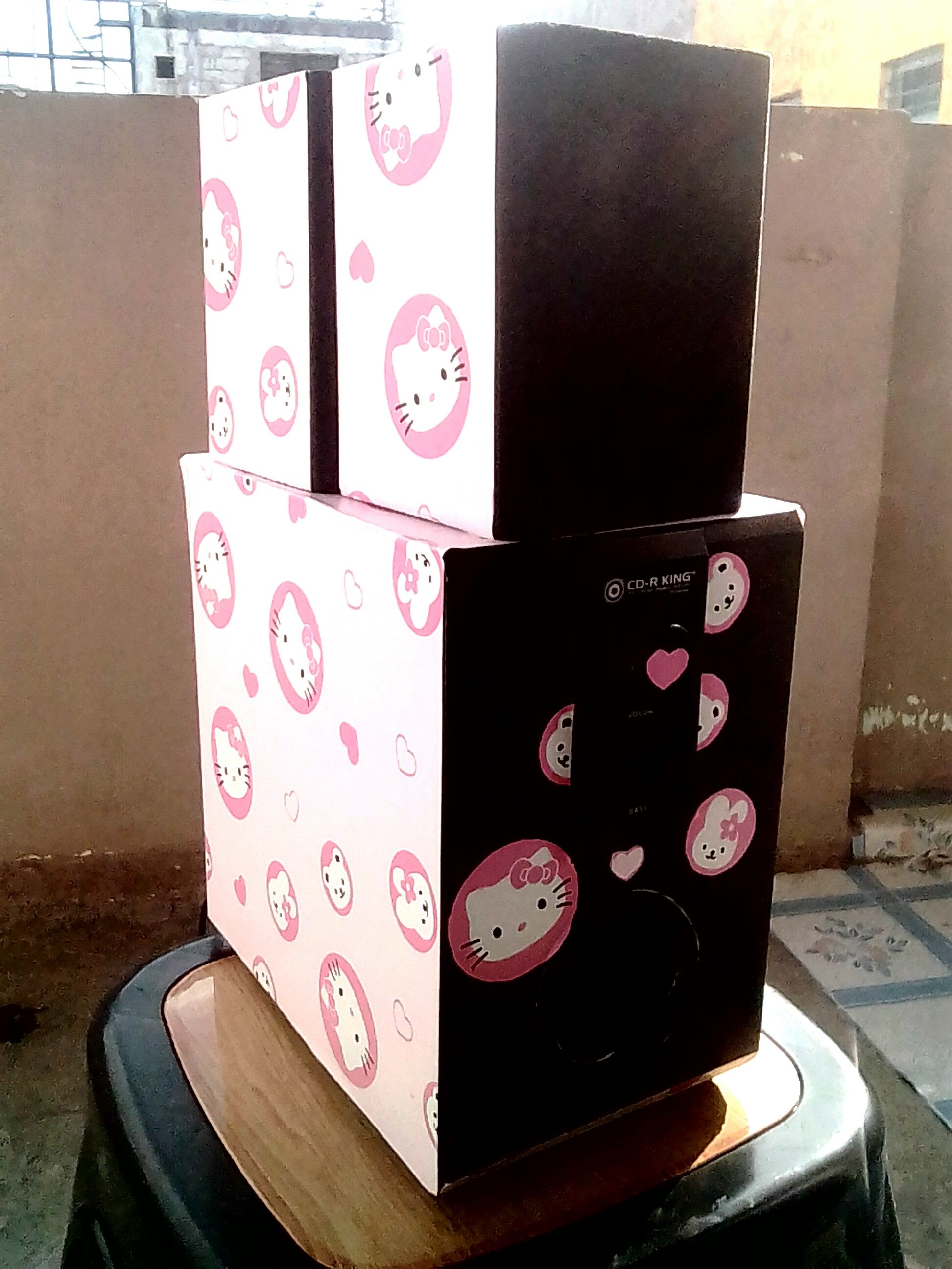 CD - r king speaker on Carousell