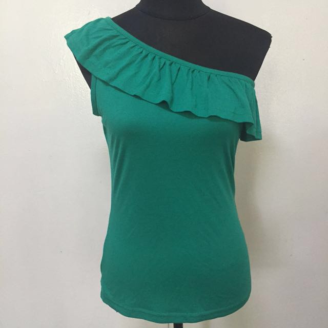 Green Venus Cut Top, Women's Fashion, Tops, Others Tops on Carousell