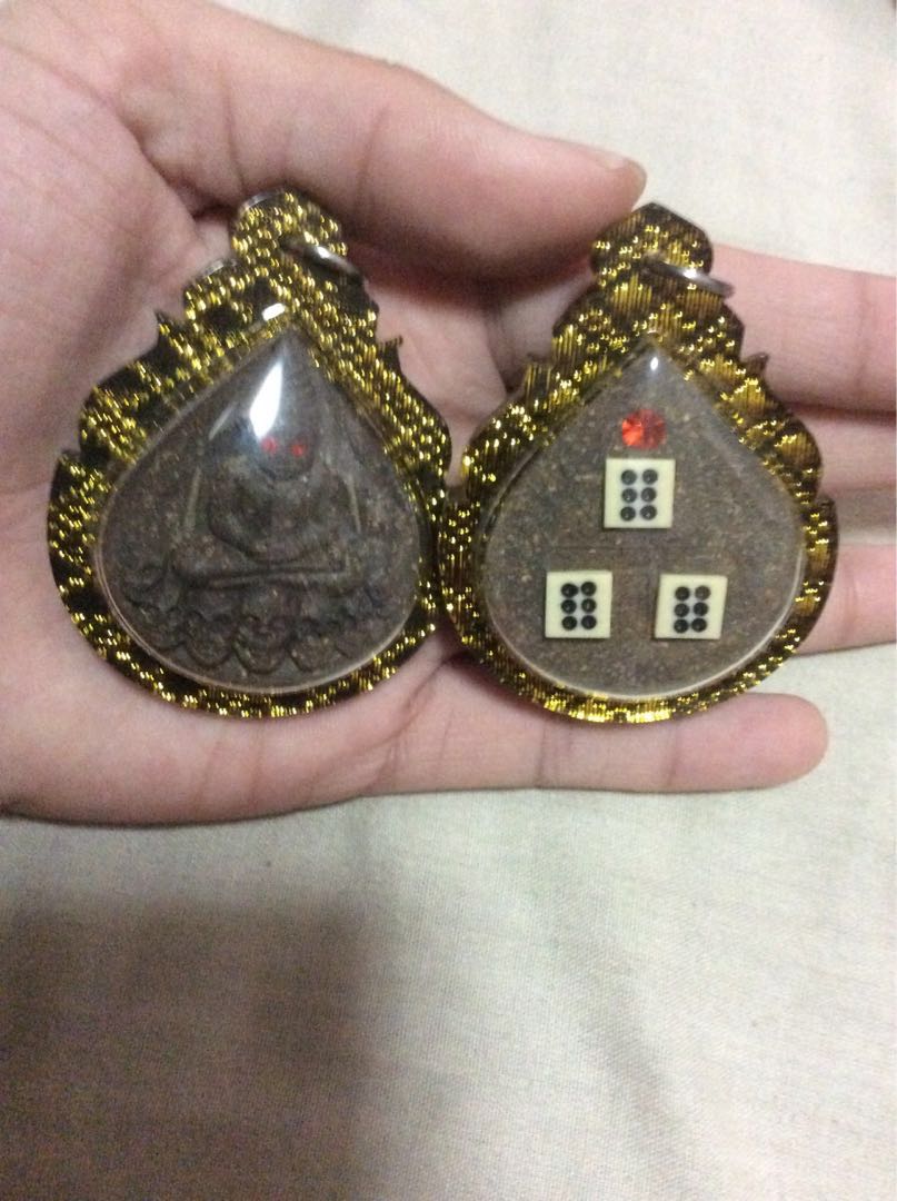 LP SOMCHAI B.E:2558 Phra Ngan, Hobbies & Toys, Memorabilia ...