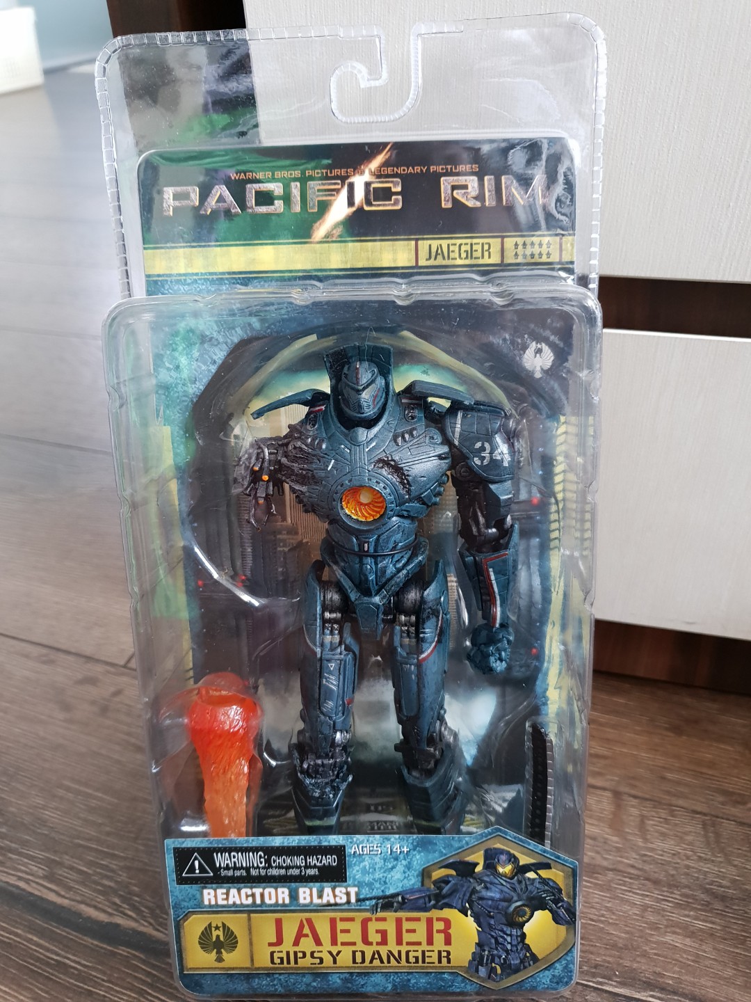 Pacific Rim GIPSY DANGER REACTOR BLAST by NECA, Hobbies & Toys, Toys ...