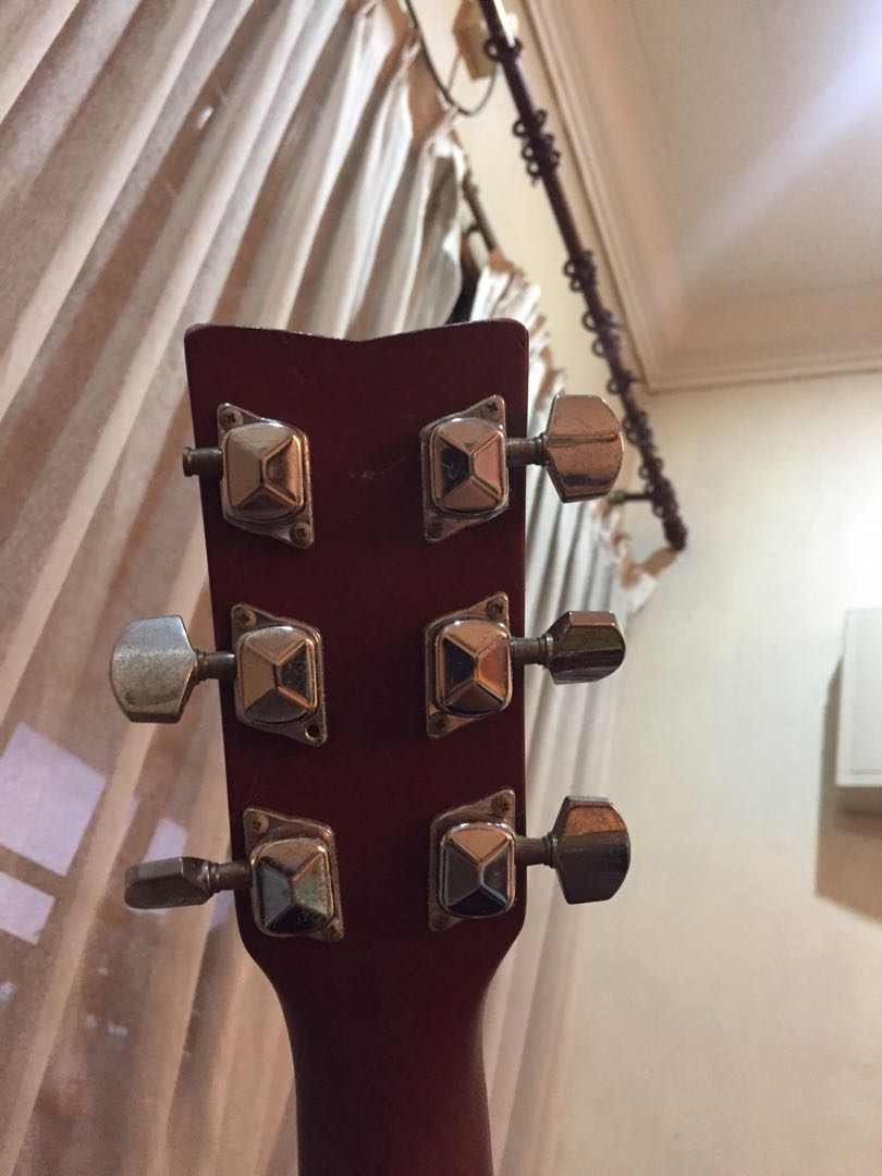 Yamaha acoustic guitar, Hobbies & Toys, Music & Media, Musical ...