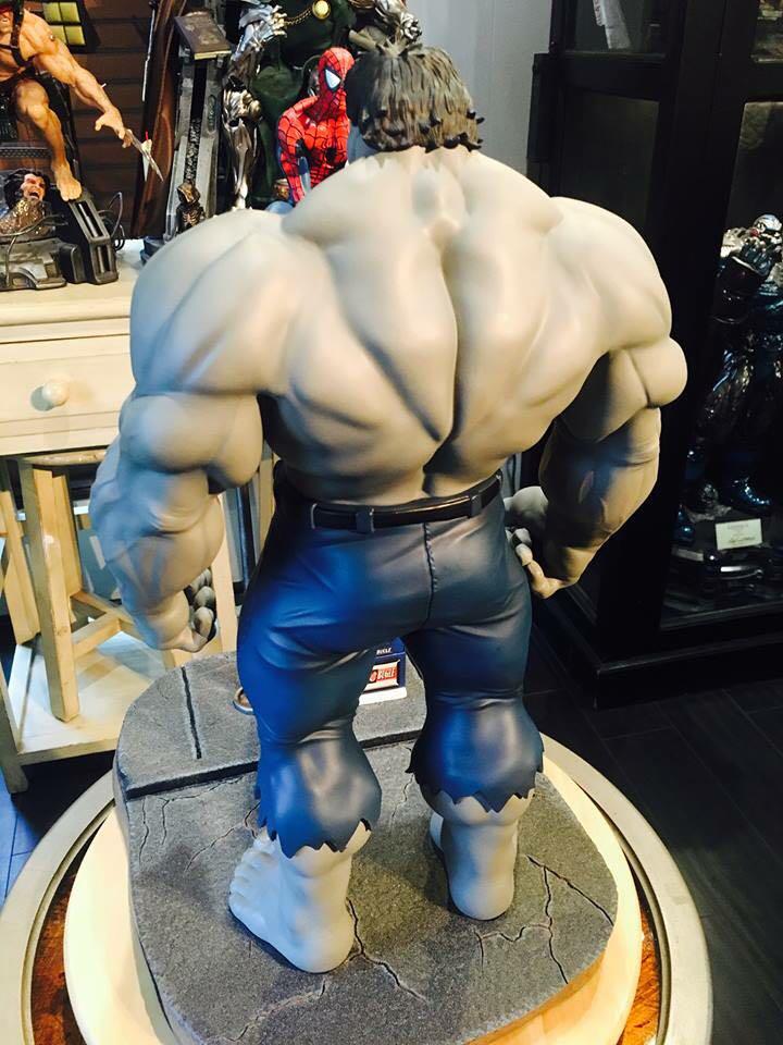 Hulk/Spidey Custom Statue EXCLUSIVE, Hobbies & Toys, Toys & Games on ...