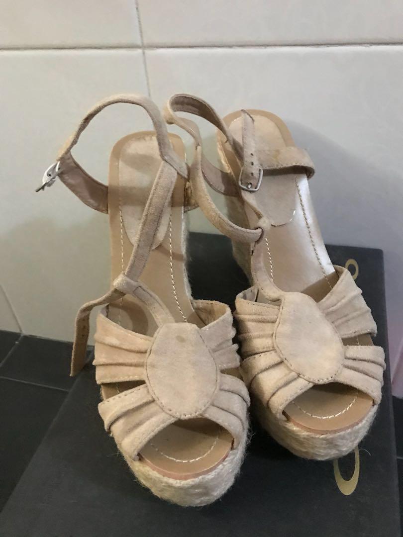 Free! Rubi Nude wedge used once then stored, Women's Fashion, Footwear ...