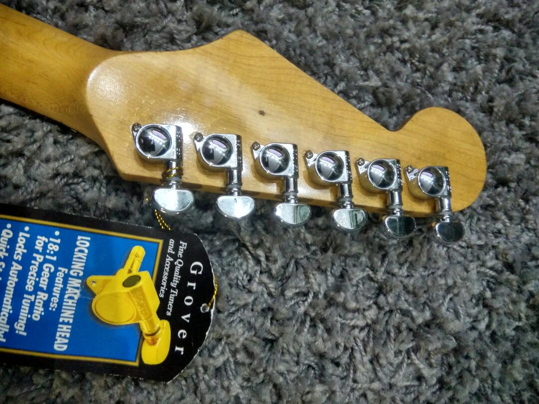 Strat Neck, Hobbies & Toys, Music & Media, Musical Instruments on Carousell