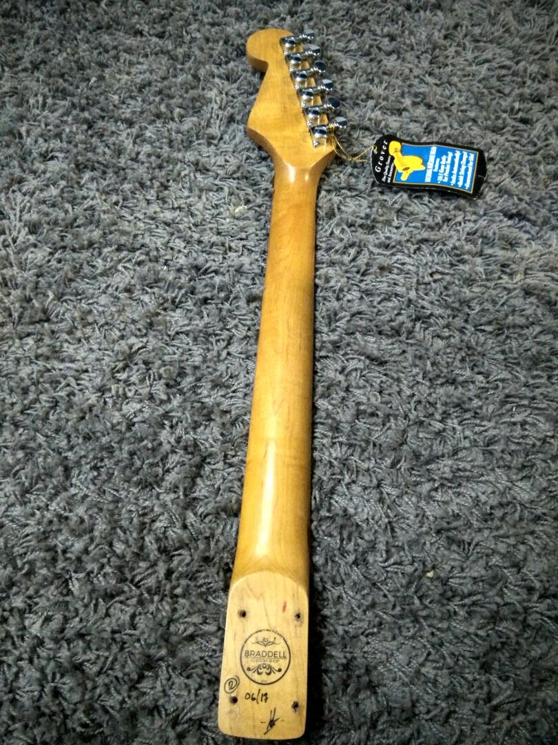 Strat Neck, Hobbies & Toys, Music & Media, Musical Instruments on Carousell